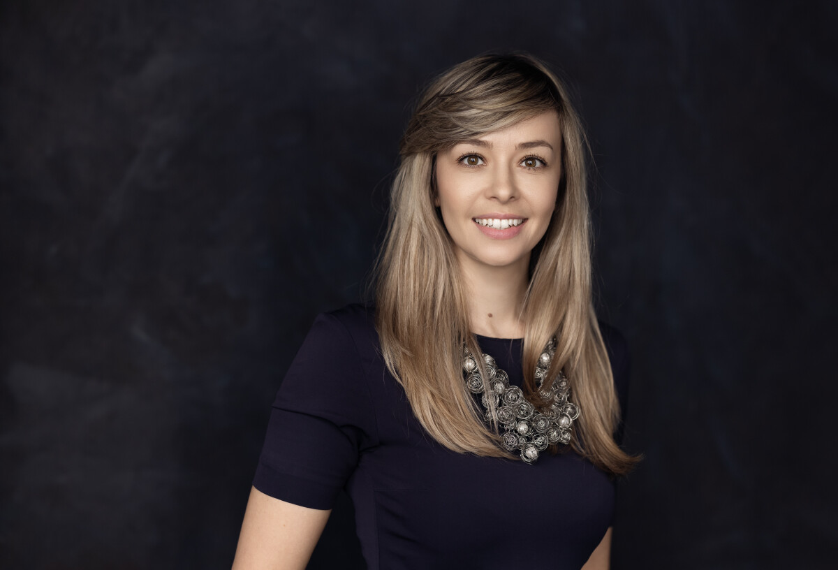 Dr. Alexandra Mircea, medic stomatolog & owner clinica Dentalist - MEDIjobs